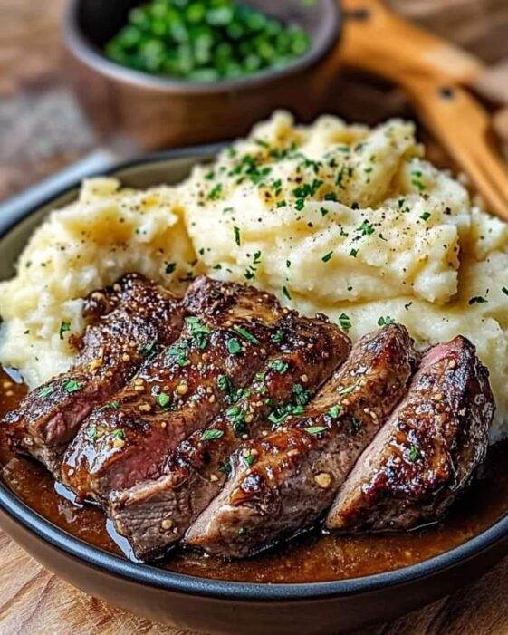 Slow Cooker Garlic Butter Ribeye with Parmesan Mashed Potatoes ...